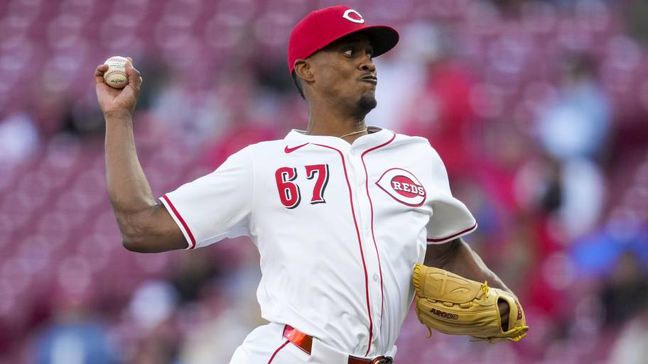 Former Blue Jays top prospect on the move again as Cubs take flyer on ...