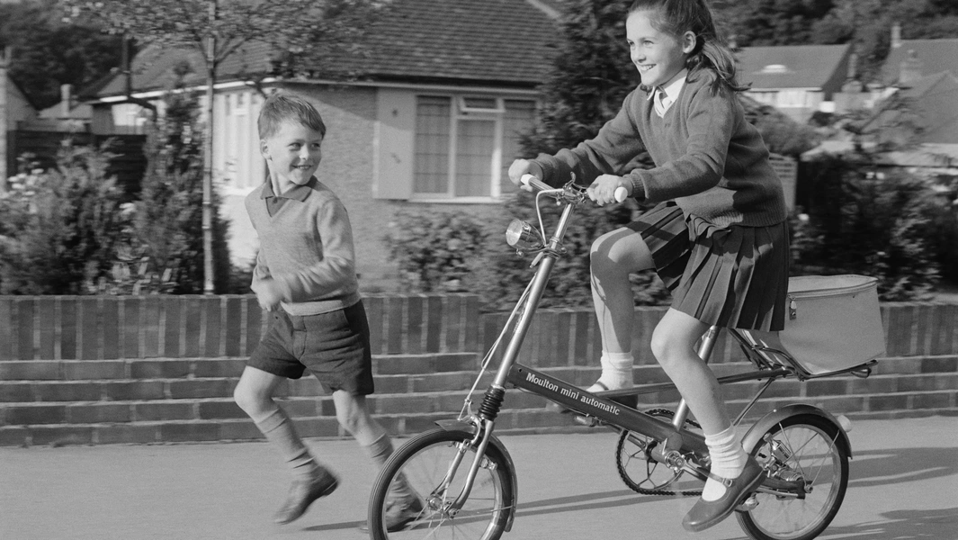 8 beloved evening activities for 1960s kids