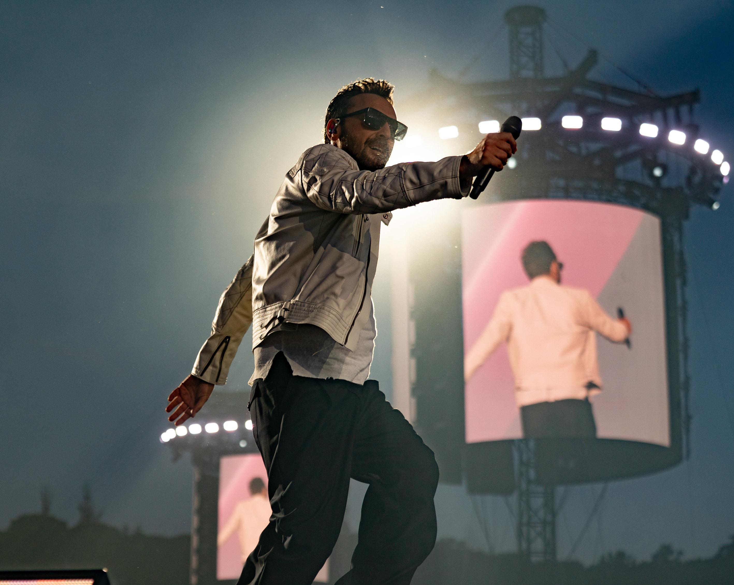 Cremonini, il grande show a Firenze. Attese 60mila persone: scaletta ...