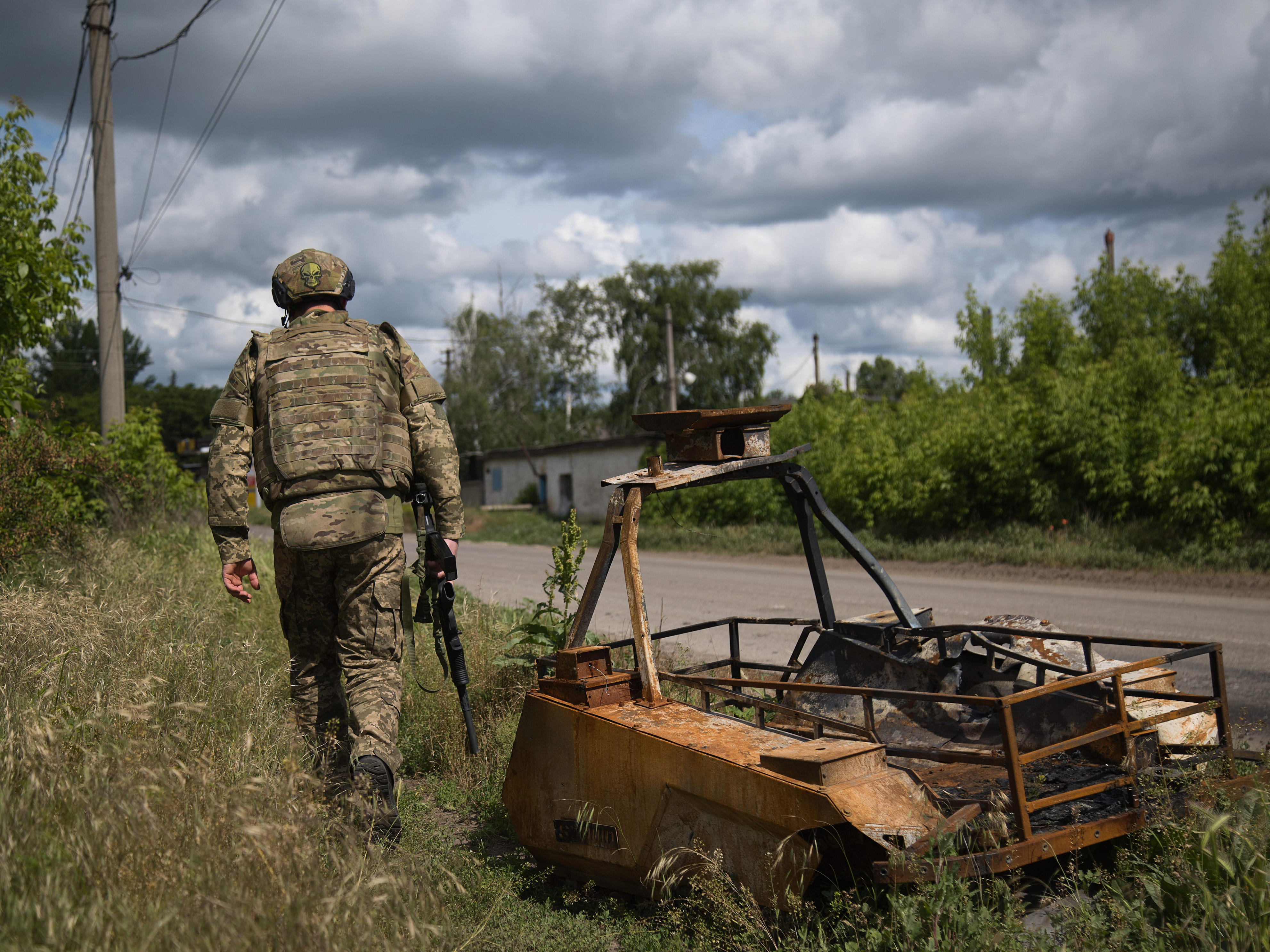 Ukrainian operators say troops don't need a bunch of different war ...
