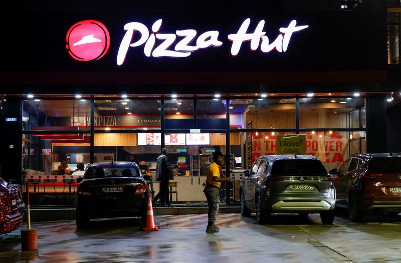 Yum Brands to sell struggling Pizza Hut chain for $2.7 billion as ...
