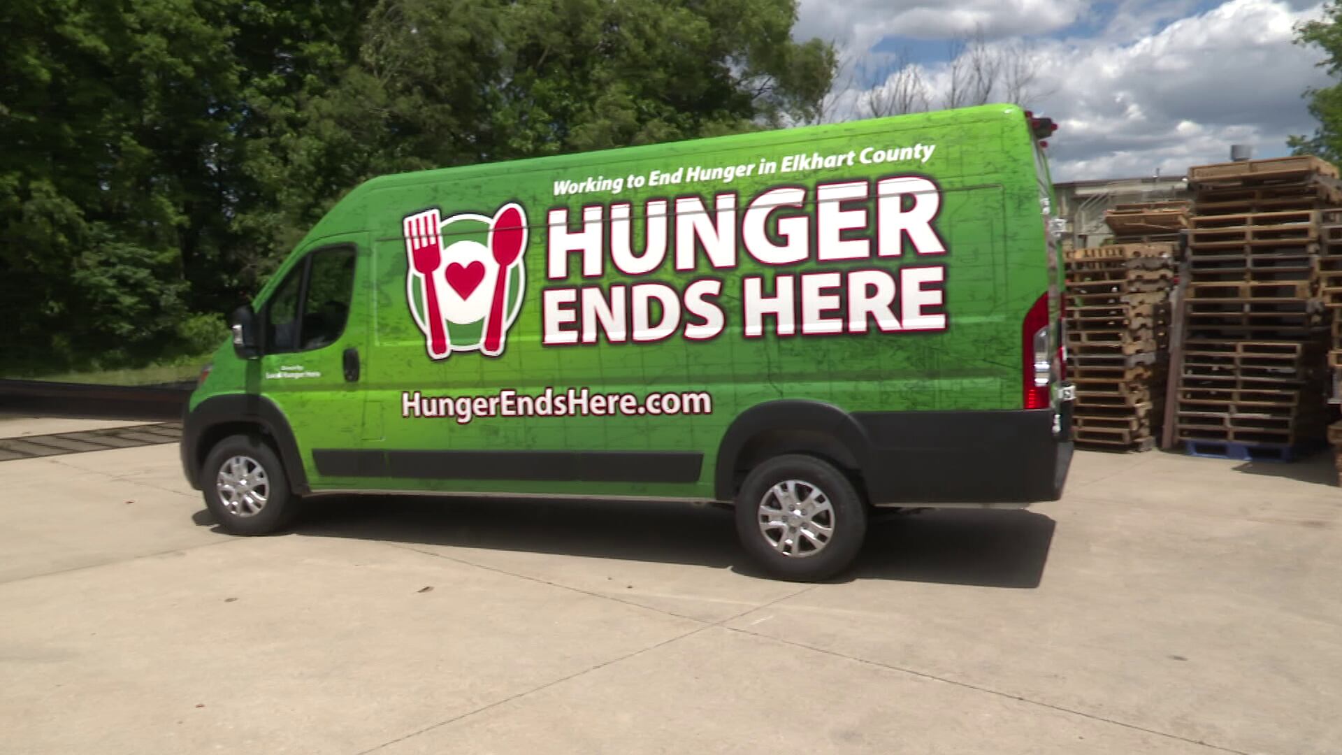 Elkhart County food bank delivers meals to families after storm power ...