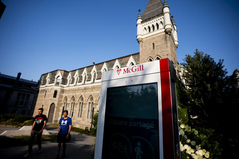 Québec octroie 20 M$ pour « renforcer le français » dans les ...