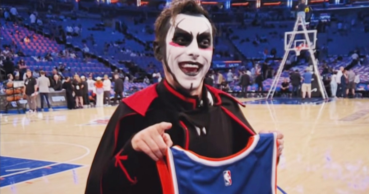 WWE's Danhausen asked if he's scared of Donald Trump after Knicks loss ...