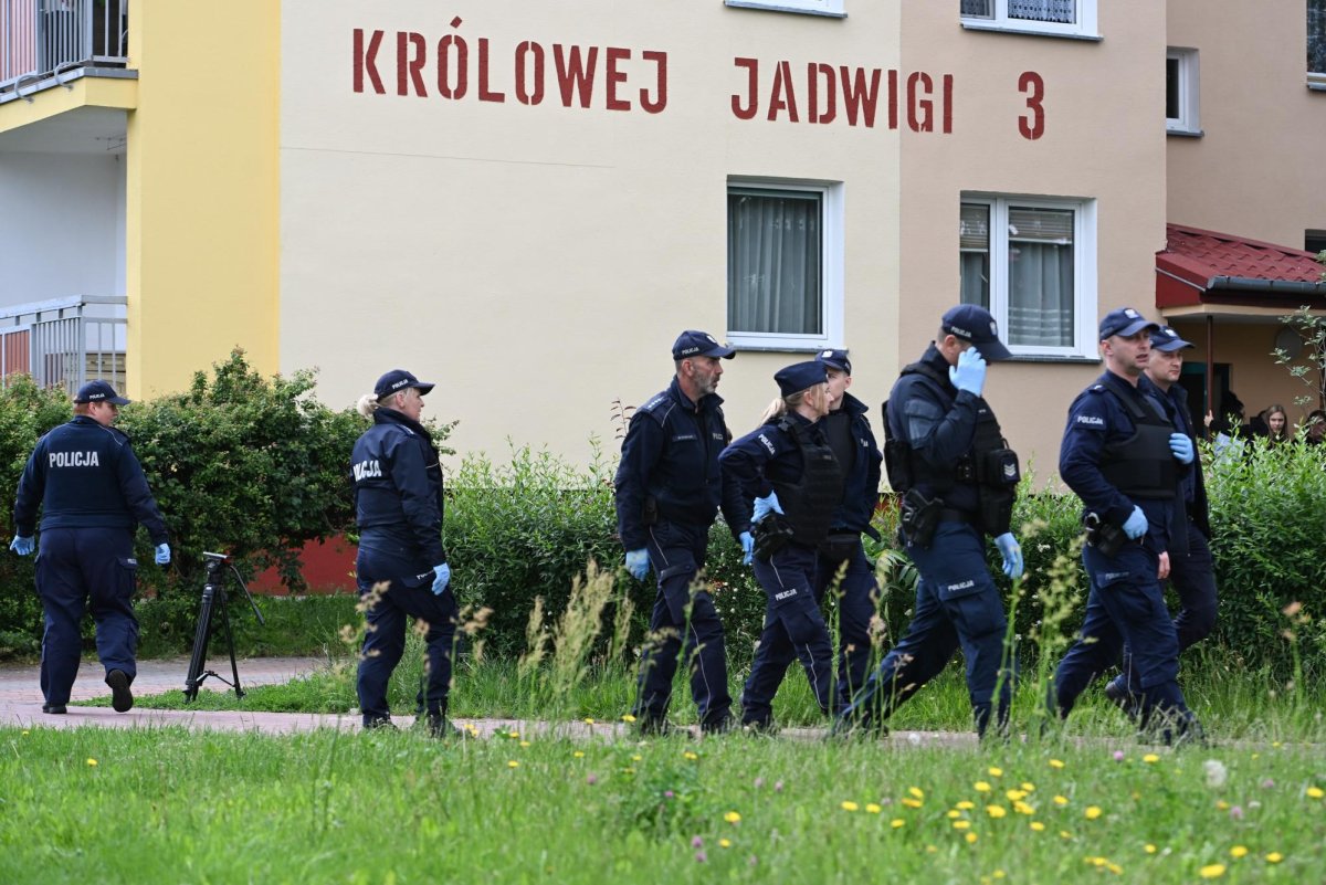 Russian Artist Putin Critic Semyon Skrepetsky Killed In Poland