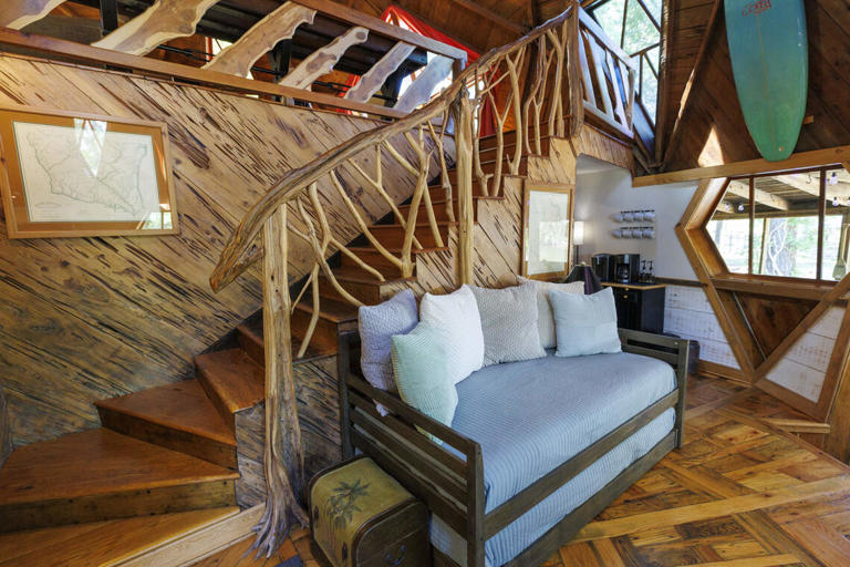 Take a look inside historic 1970s dome-shaped home in Conway. It's now ...