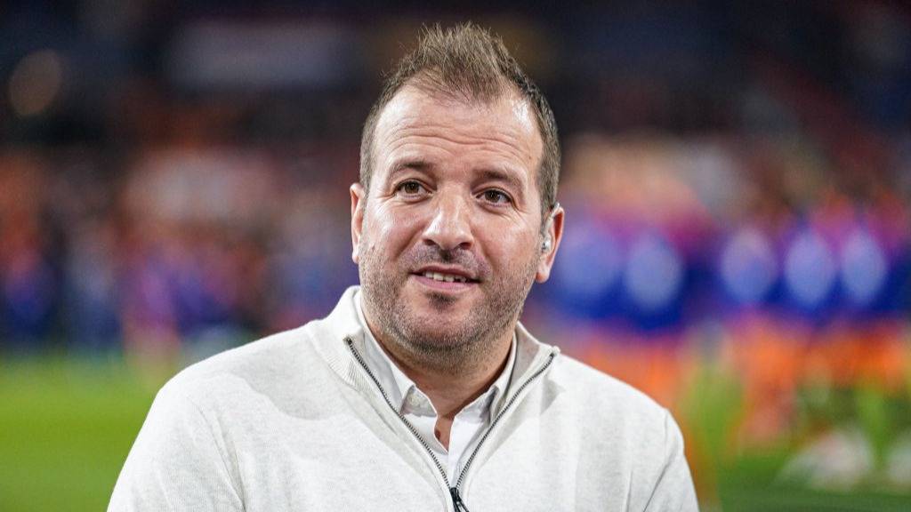 Rafael van der Vaart accused of making racist joke about Japan players ...