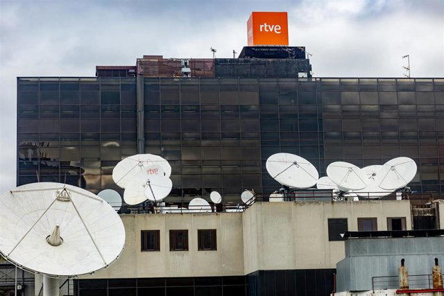 El Gobierno modifica la ley de RTVE para que los impuestos no ...