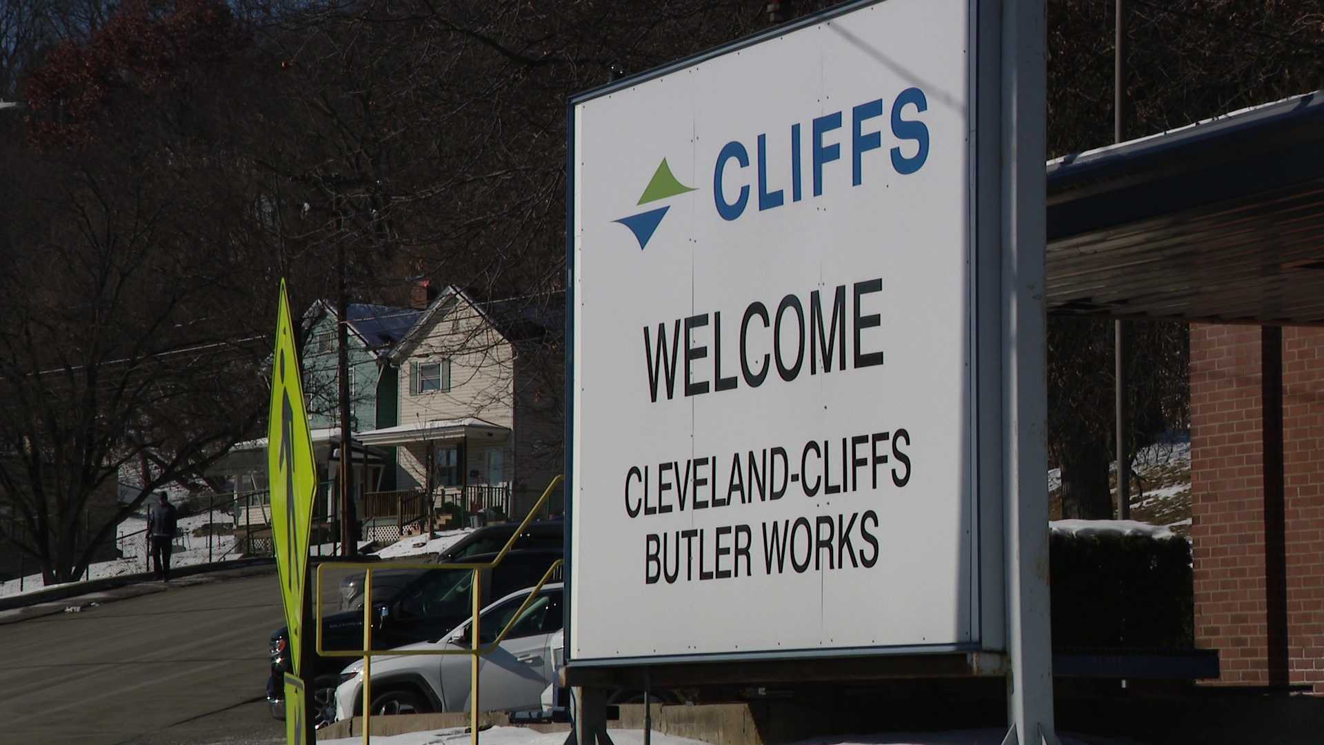 Acid leak from Butler County plants spills into creek