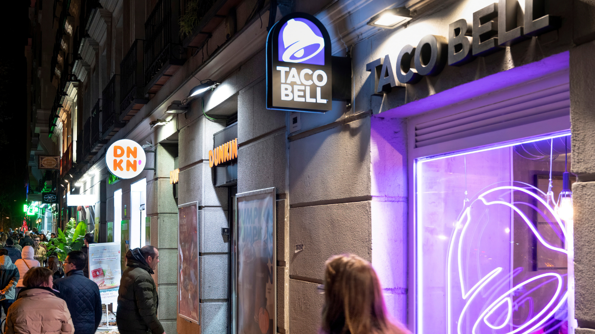 Taco Bell unveils fajita street chalupas and chicken fajita nacho fries ...