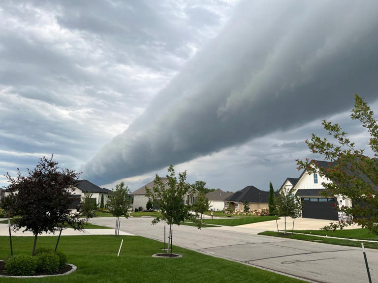 What’s with that wild cloud seen in Kansas on Tuesday?