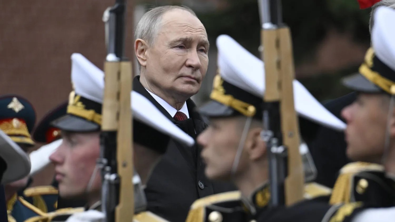 Ukraine is breaking Russia's defenses - Putin has a new problem