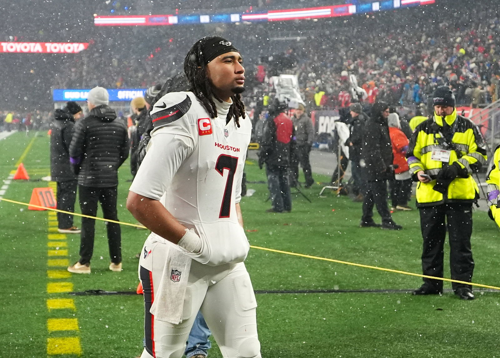 15 NFL quarterbacks who need a Super Bowl ring to cement their legacy ...