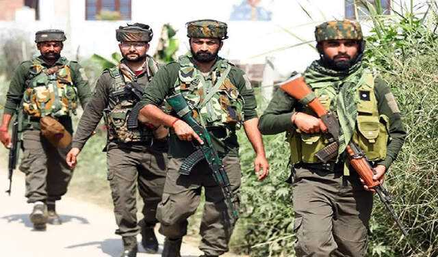 Four Indian soldiers injured in grenade explosion near LoC in Jammu and ...