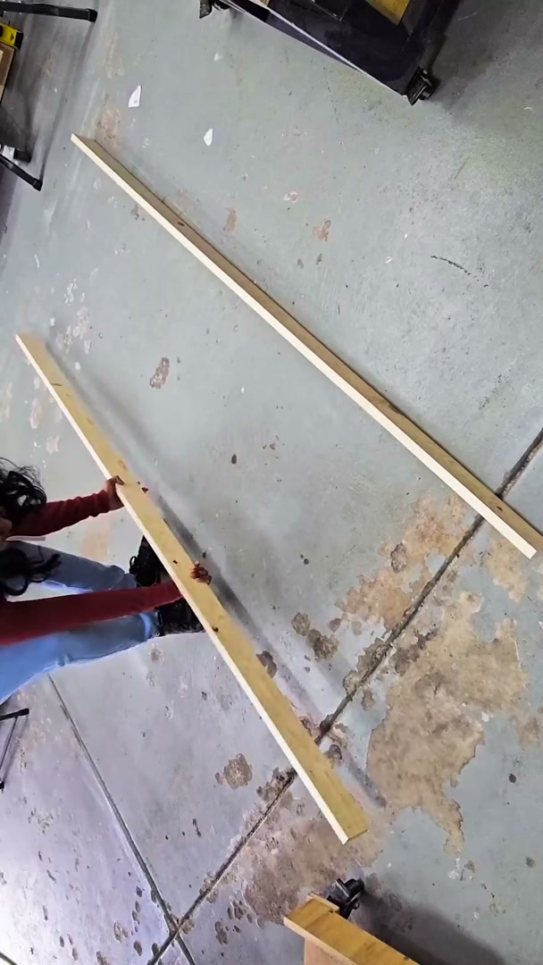 Everyone will be buying Home Depot wood for this genius new door ...