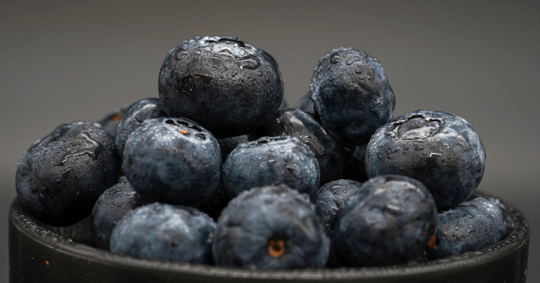 Never buy fresh blueberries if you see this