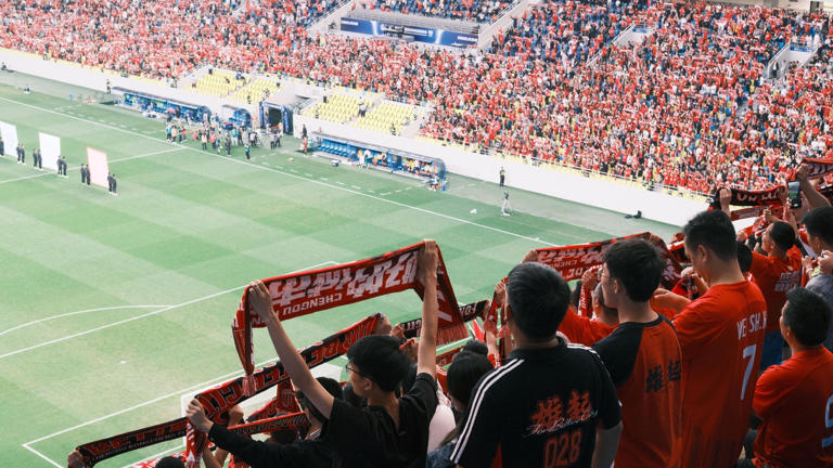 The exemplary attitude of the Japanese fans after the match has been ...