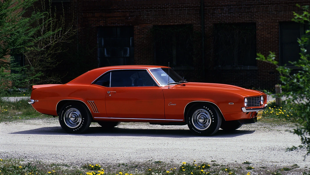 15 modern cars inspired by classic designs