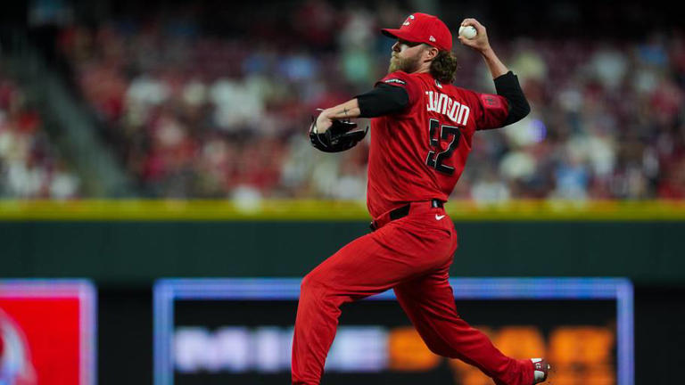 Reds receive encouraging injury news as bullpen reinforcements near return