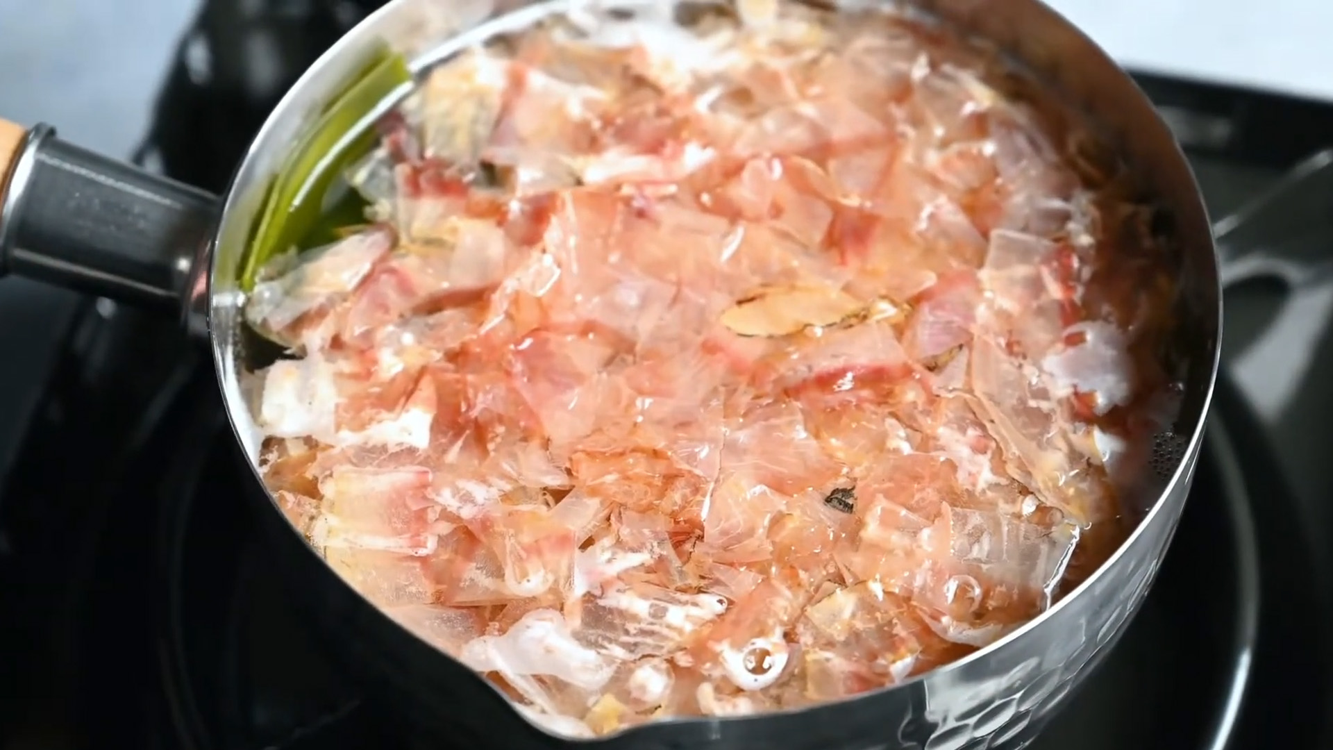 Simple homemade dashi soup stock recipe