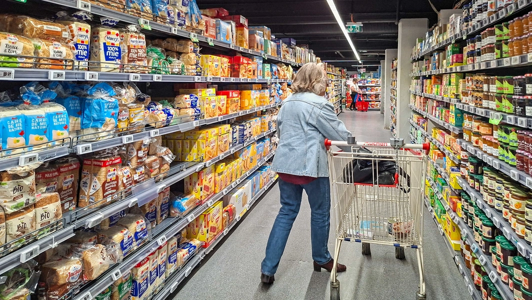 How grocery stores evolved from the 1960s to today