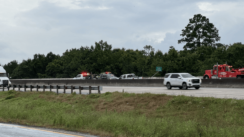 BREAKING: DPS says car hydroplaned in rain, lead to multiple-vehicle ...