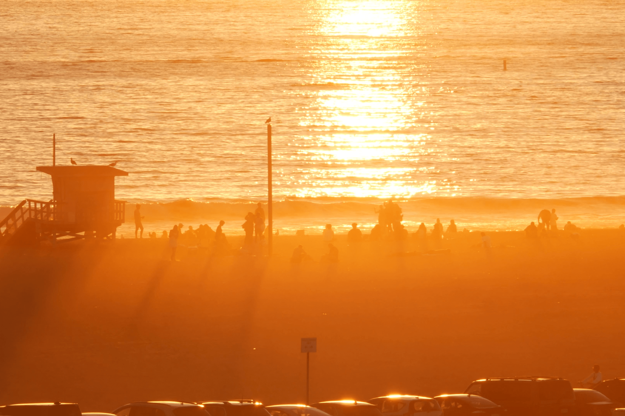 Millions told to stay inside over dangerously hot weather