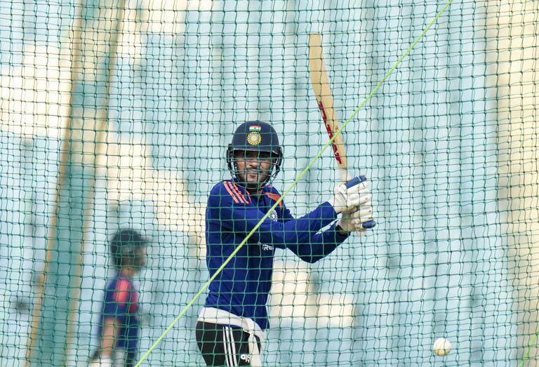 Cues from Lucknow nets: Rohit faces chin music, Iyer rehearses the pull ...