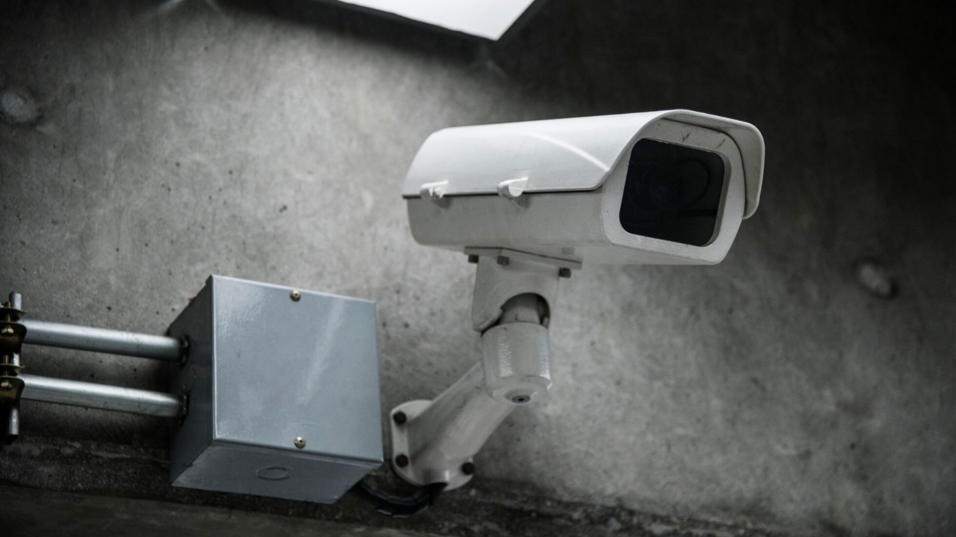60-year-old man charged after allegedly dismantling neighbours’ CCTVs ...