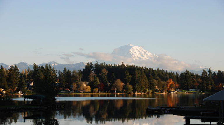 Near Tacoma is Washington's scenic city with lake fun, parks, and ...