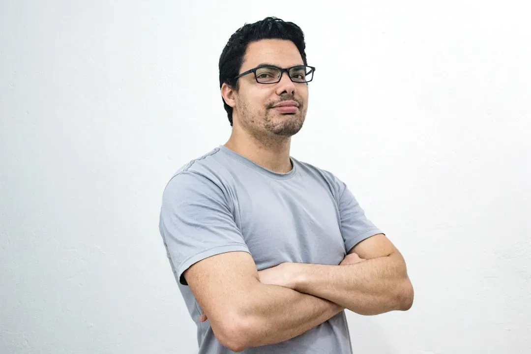 6 types of men who seem to attract almost any woman they meet