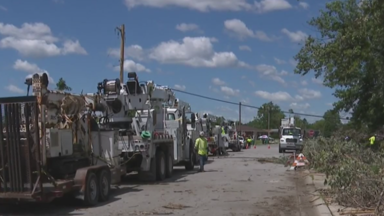 Over 1,000 without power in Indiana bracing for more severe storms on ...