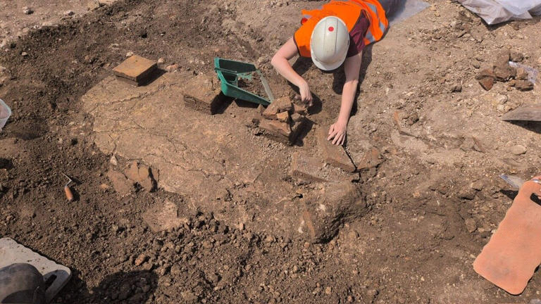 Nijmegen onthult grootste Romeinse badhuis van Nederland: marmeren ...