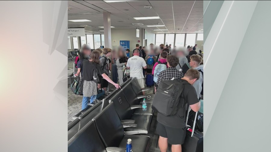Delayed flights leave Iowa students stranded away from home for days