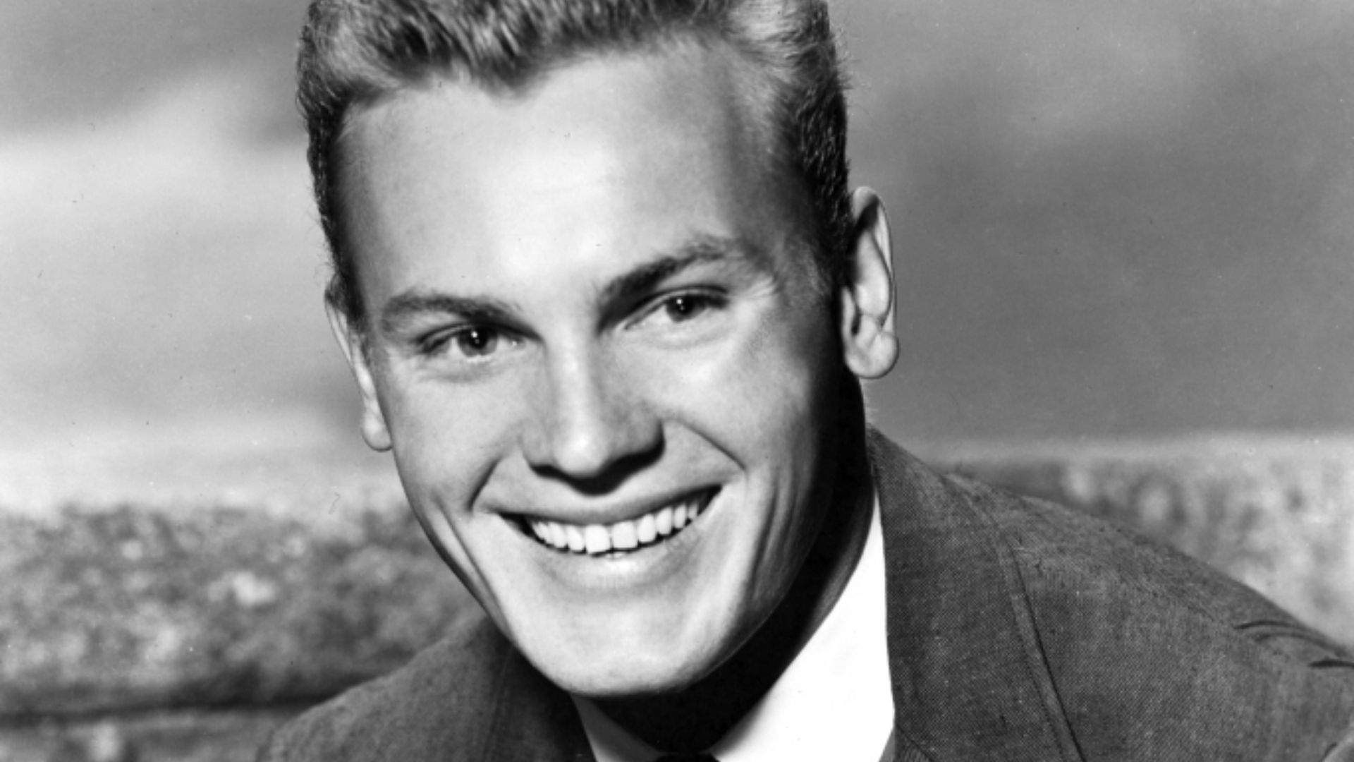 Handsome actors every baby boomer woman fell in love with—but most ...