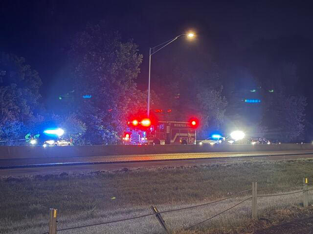 2 men killed, 4 hospitalized in late-night crash on I-40, MPD says