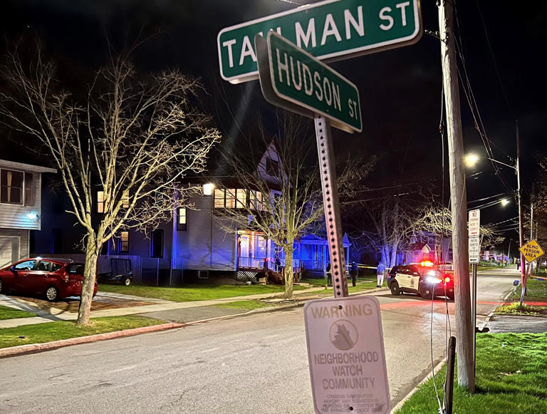 Man who had murder charges dismissed twice sues Syracuse police ...