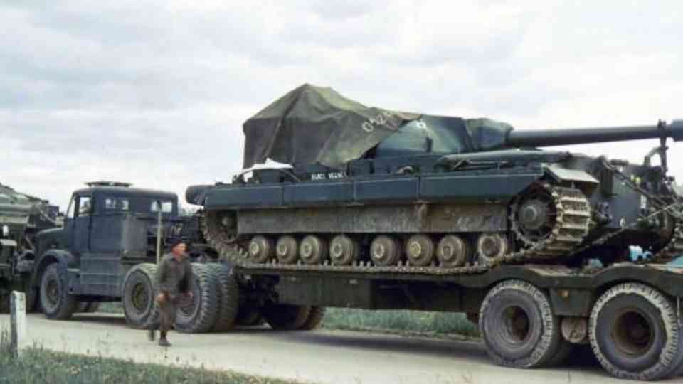 Royal Thunder: How Britain’s Conqueror tank was built to outgun the ...