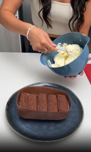 Irresistible chocolate loaf cake that everyone will crave