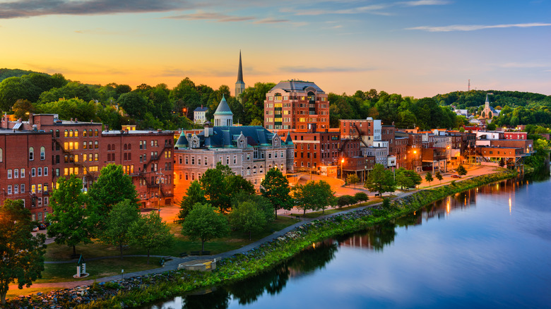 These East Coast states have banned billboards (and the reason why is a ...