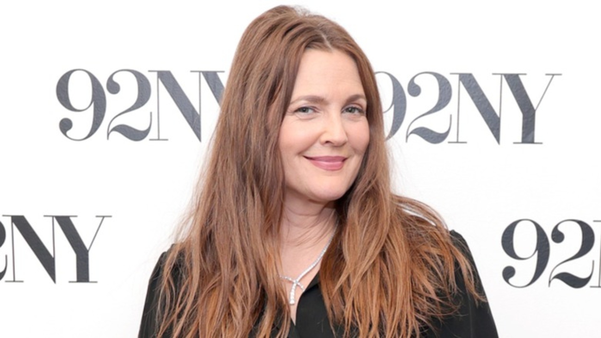 Drew Barrymore's gray hair transformation fit her so well we wish it ...