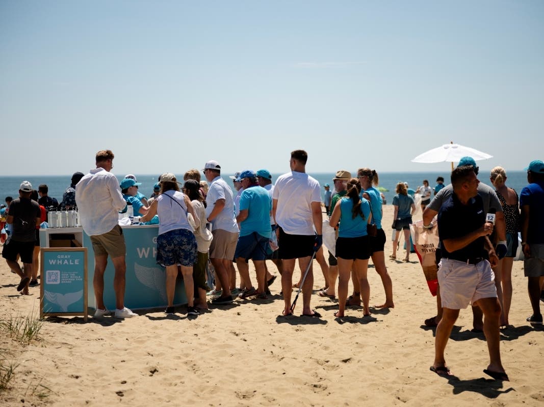 Surfrider, Gray Whale Spirits clean up Asbury Park Dog Beach