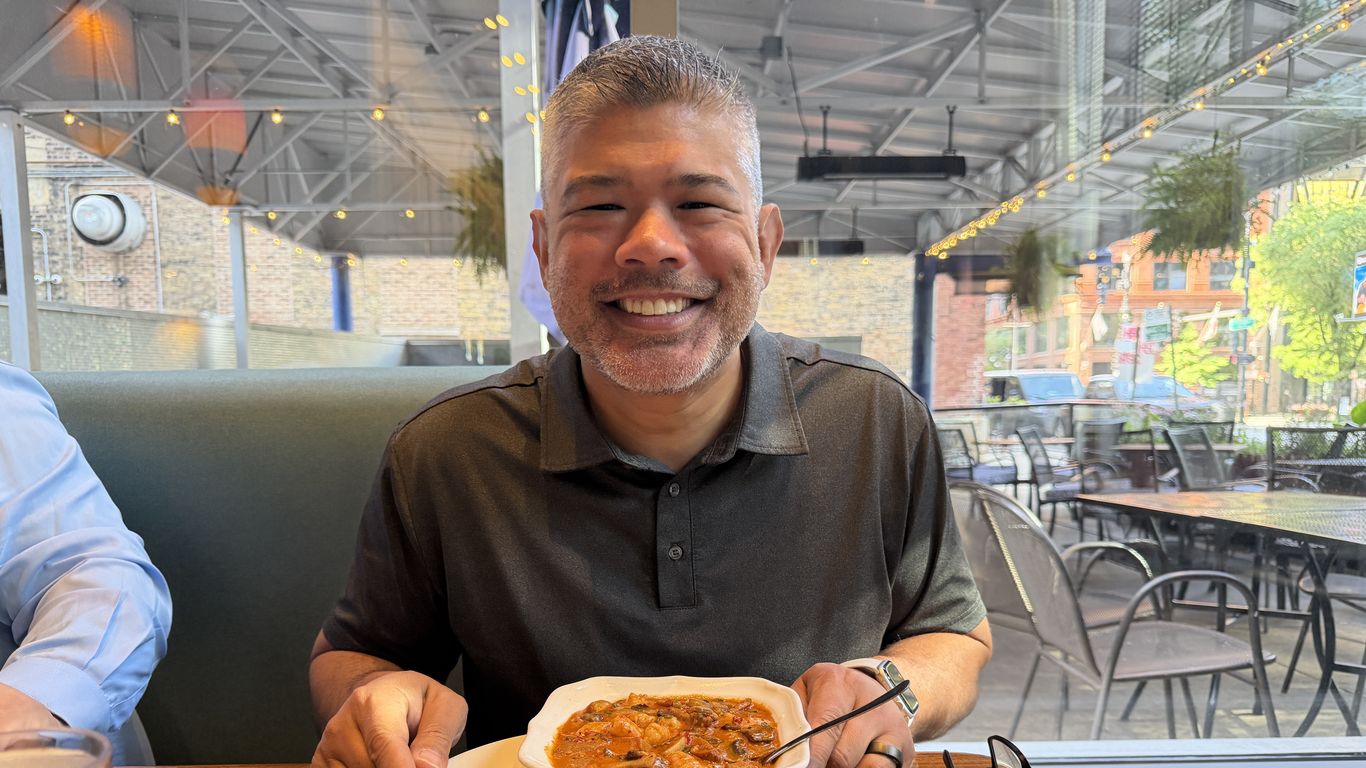Talking Chicago food with Lt. Gov. candidate Aaron Del Mar