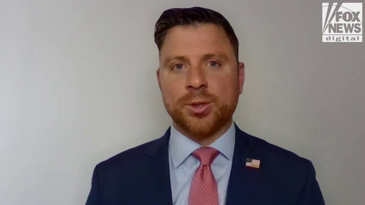 ‘People are excited’: GOP challenger lands union backing in key New ...