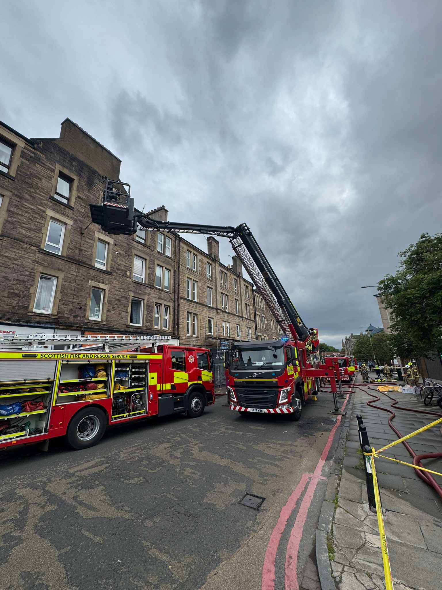 Major travel disruption in Edinburgh as shop fire closes Dalry Road