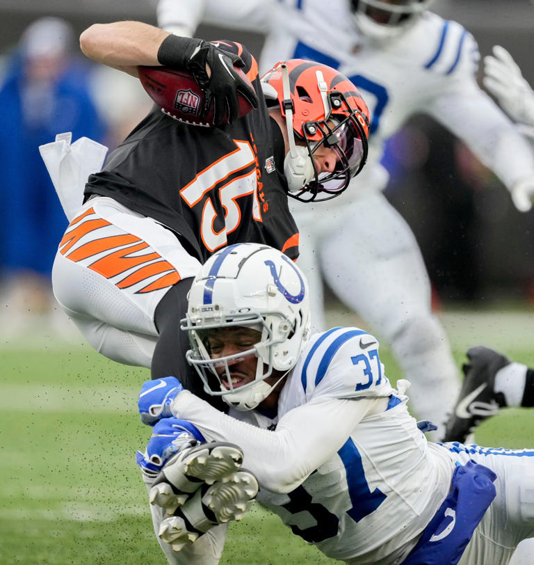 Cowboys work out 3 from UFL, including longtime Baylor target at WR