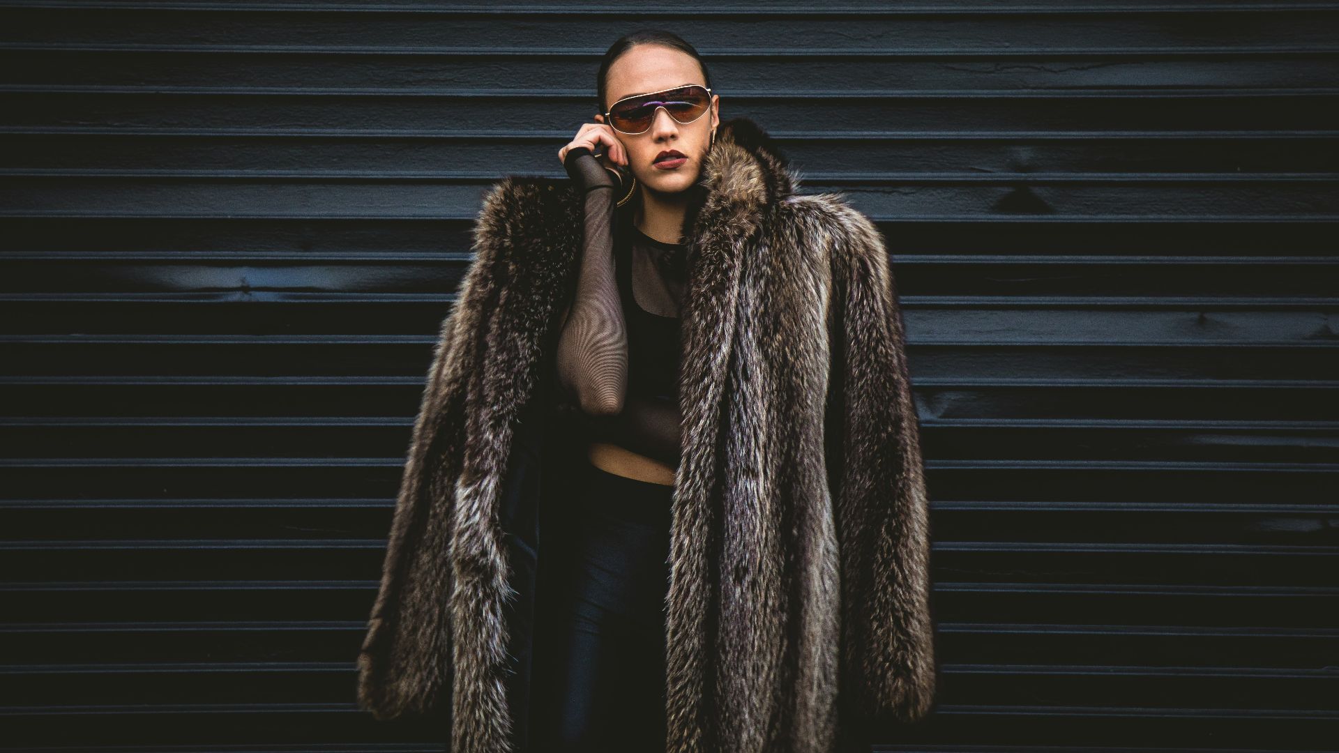 20 détails de style qui donnent aux hommes l’impression qu’une femme a ...