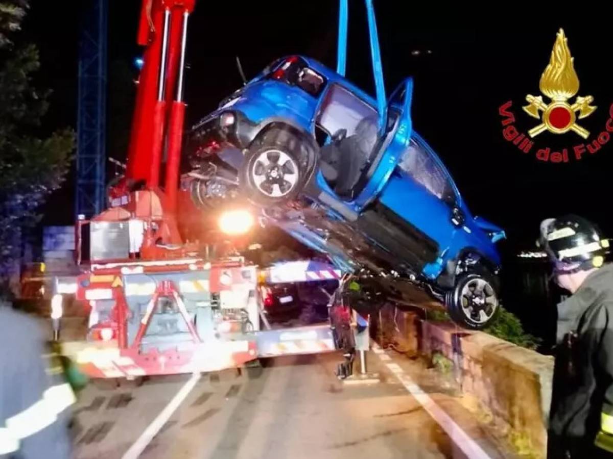 Marocchino ubriaco provoca incidente e fugge: auto finisce nel lago di ...