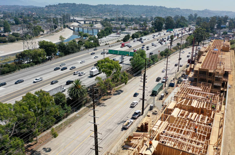 Home construction drops to slowest pace since 2020. Why builder stocks ...