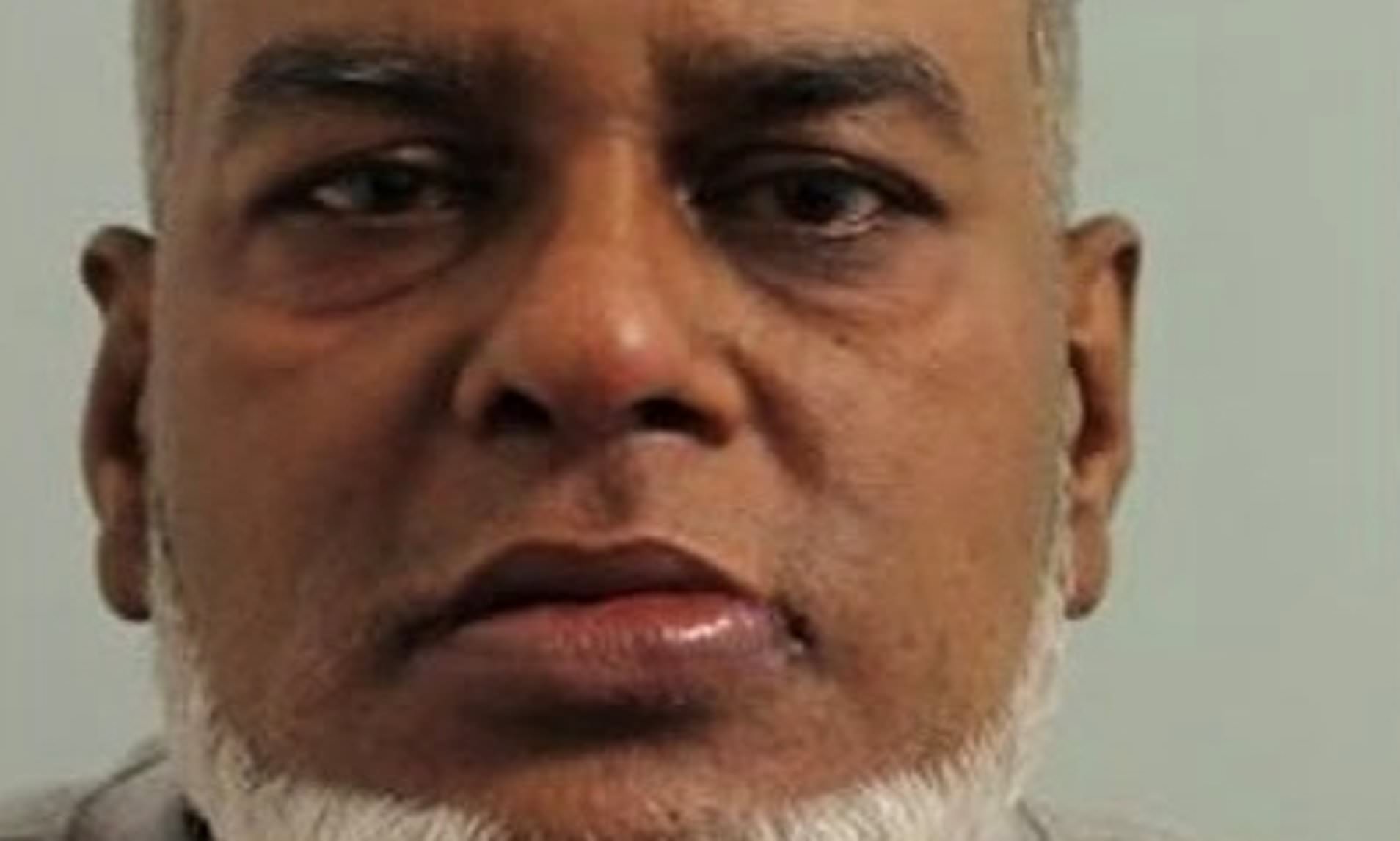 Judge jails abusive, gin-swigging air passenger, 58, to 'deter' other ...